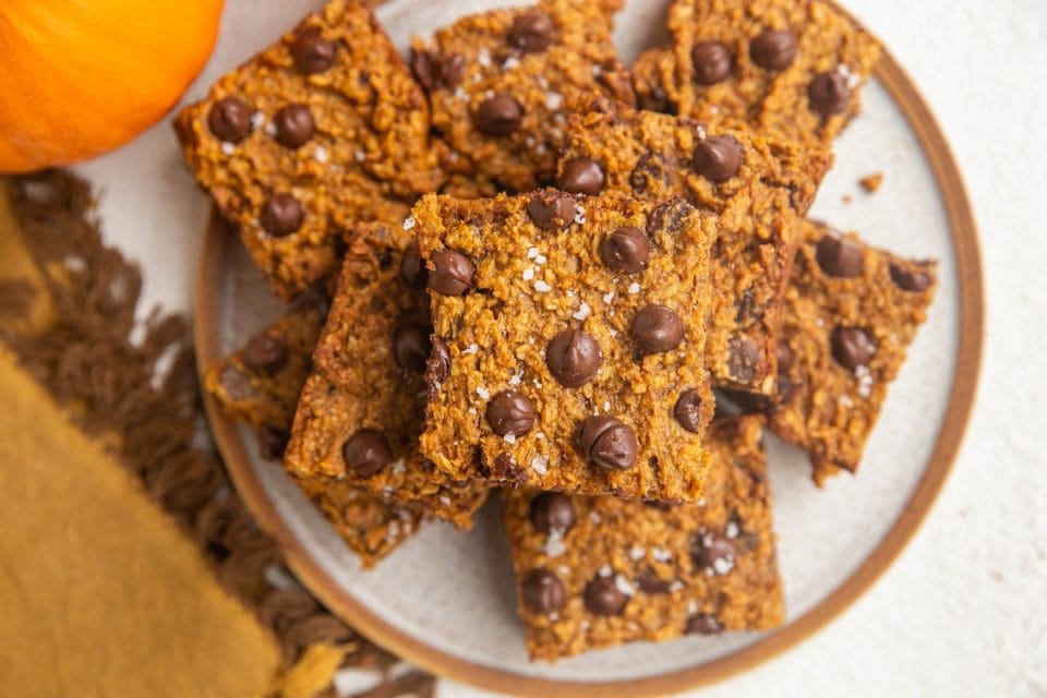 5-Ingredient Flourless Oatmeal Pumpkin Bars - The Roasted Root