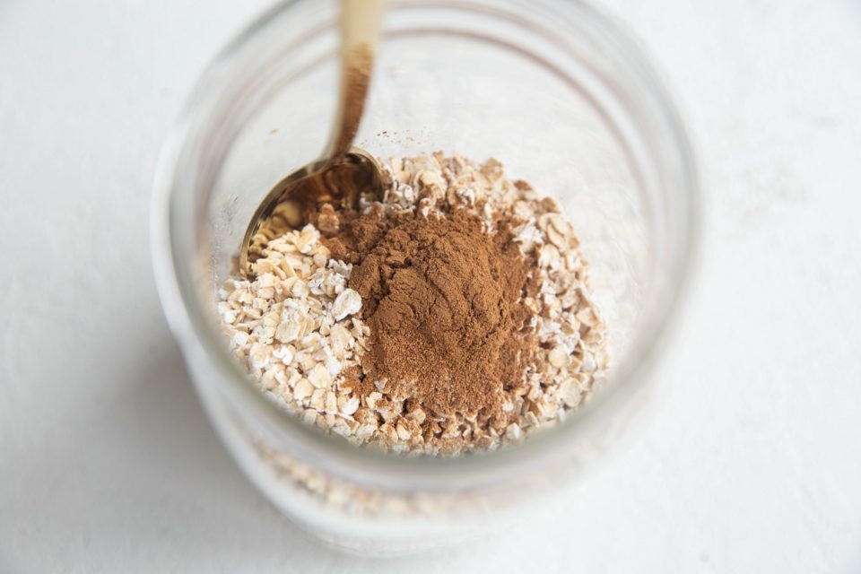 Vanilla Chai Overnight Oats - The Roasted Root