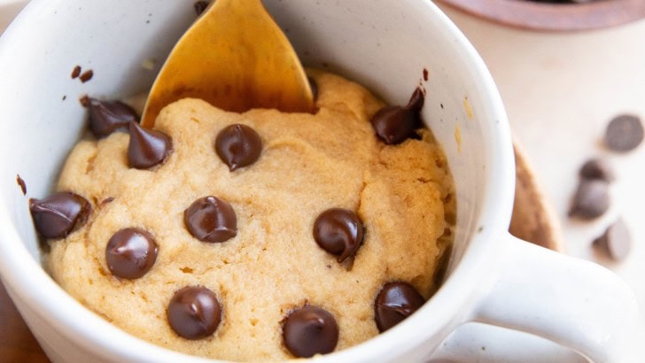 5-Ingredient Peanut Butter Mug Cake - The Roasted Root