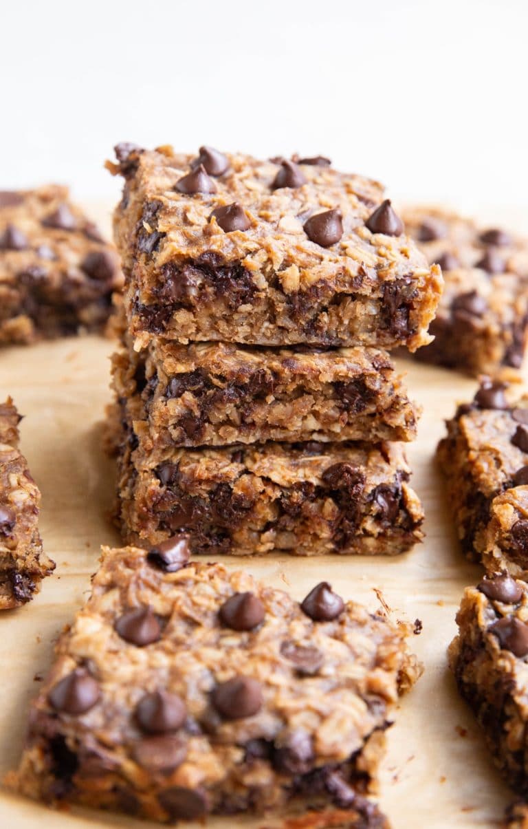Chewy Banana Peanut Butter Oatmeal Protein Bars - The Roasted Root