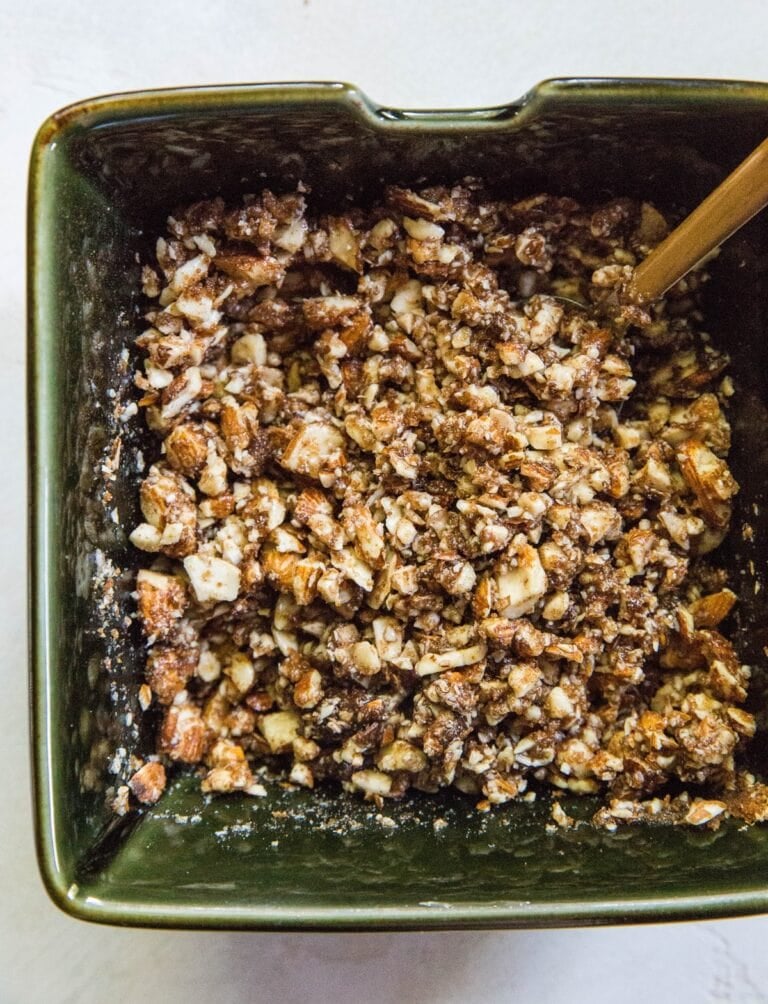 Strawberry Crumb Cake - The Roasted Root